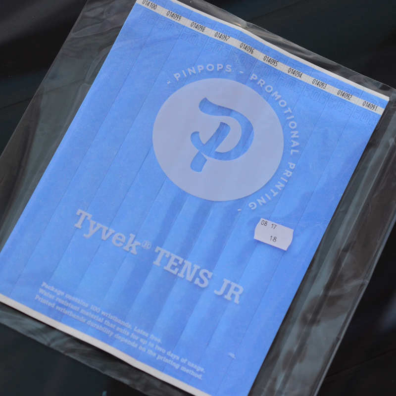 19mm Light blue Tyvek Tens Wristband - Pinpops®